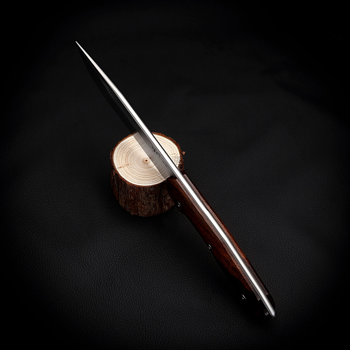 5.8 Inch Hunter in M398 Steel with Ironwood/Carbon Fiber – BILIKNIFE